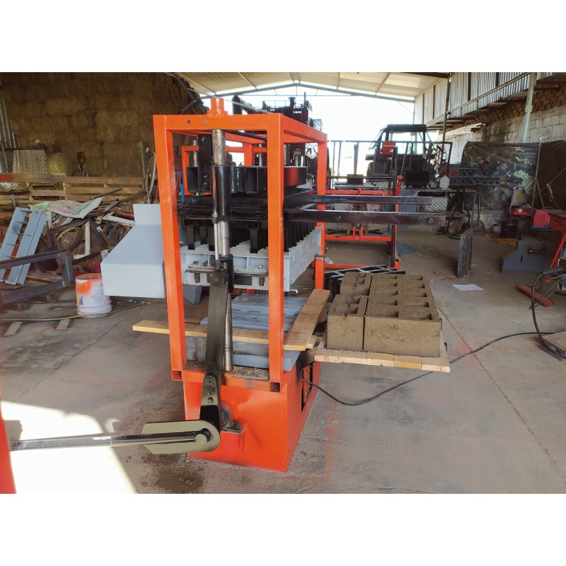 Maquina bloquera fija E9054